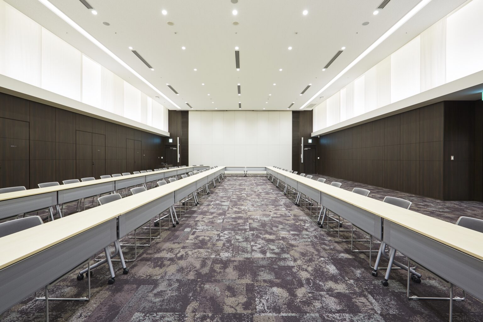 3M DI-NOC Architectural Finishes Conference Room | Designtex